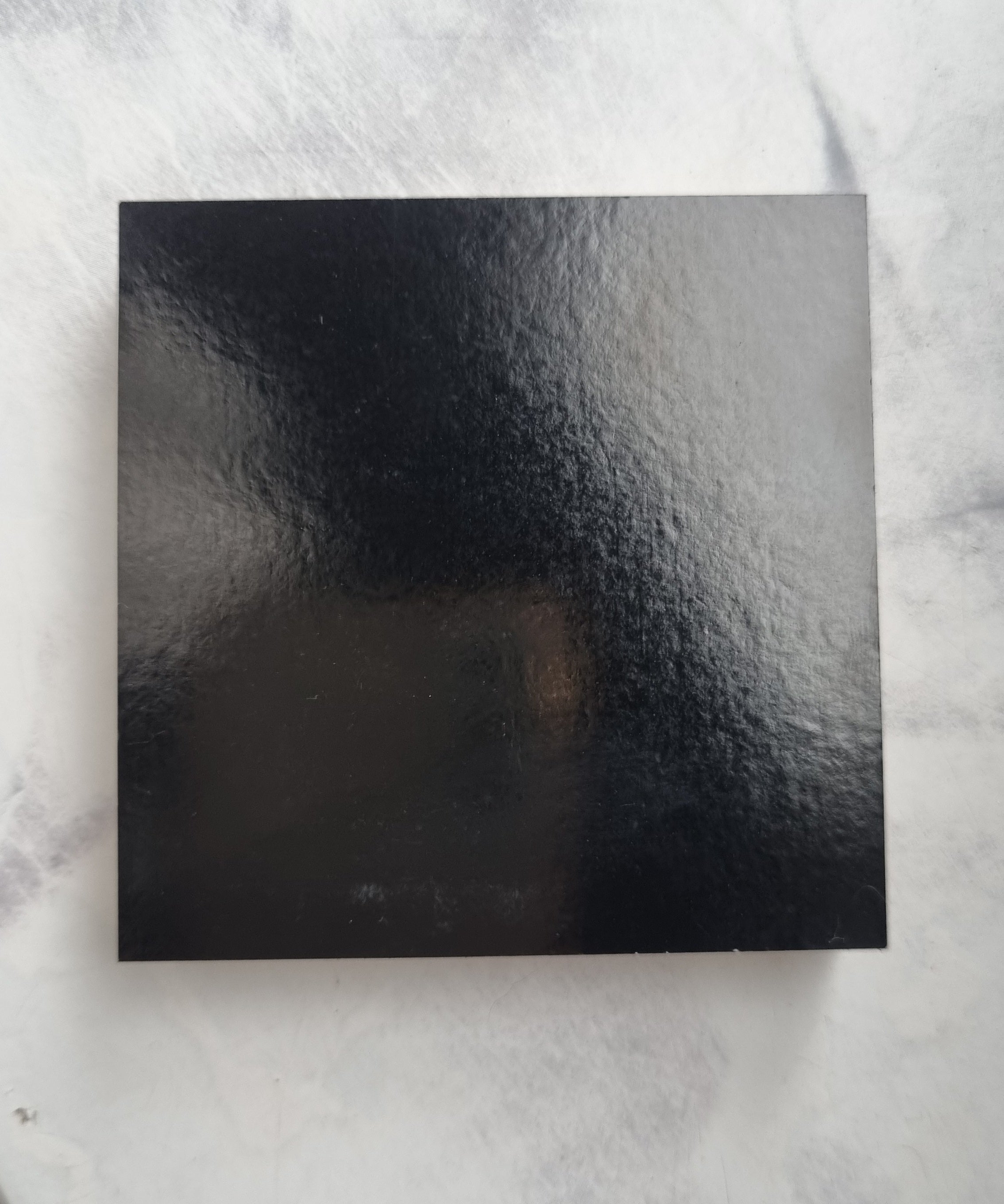 Black Gloss Melamine furniture shelving board. Glossy black board idea ...