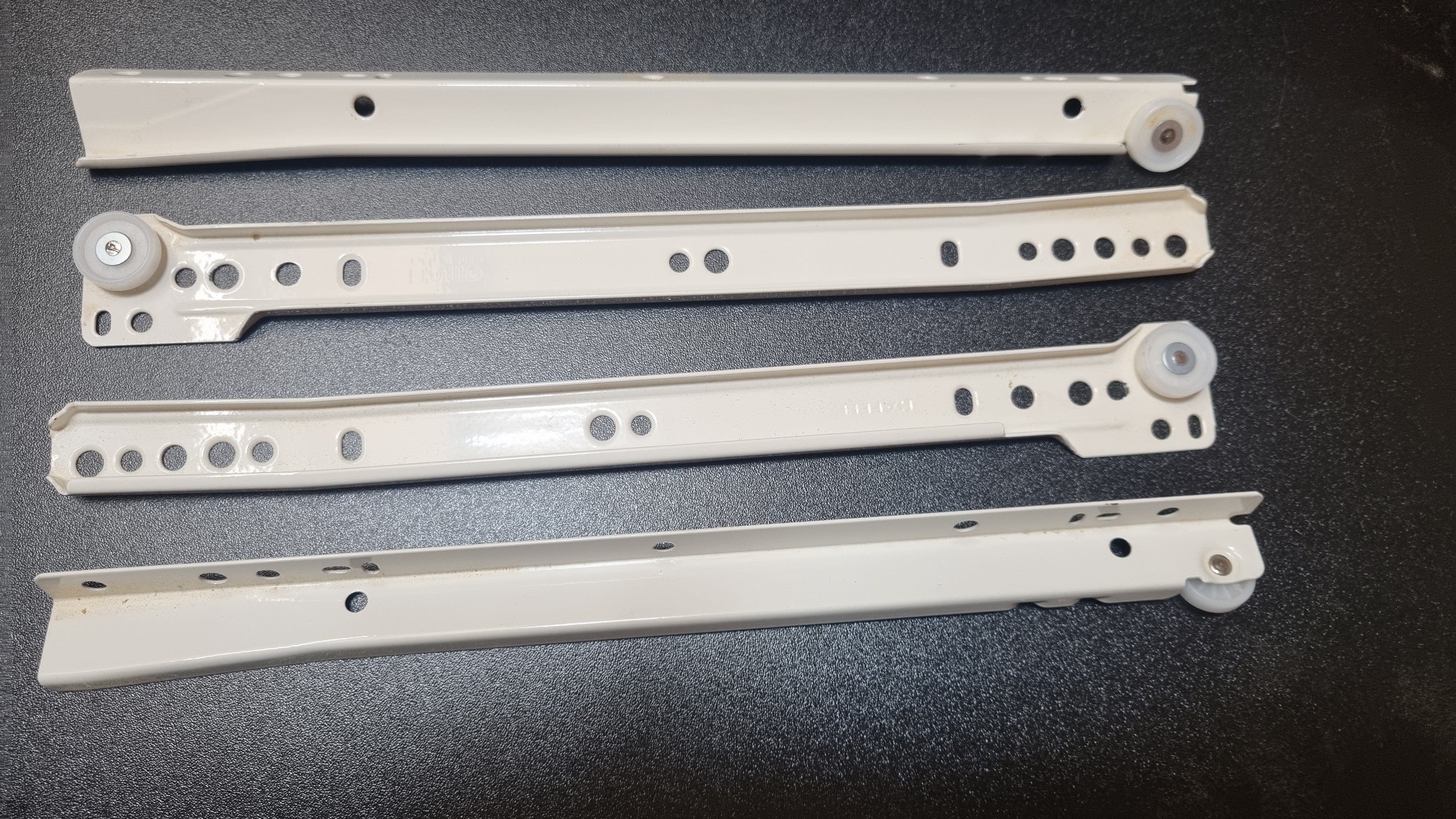 Bottom fix drawer runner, Replacement runner for existing drawers, Var ...